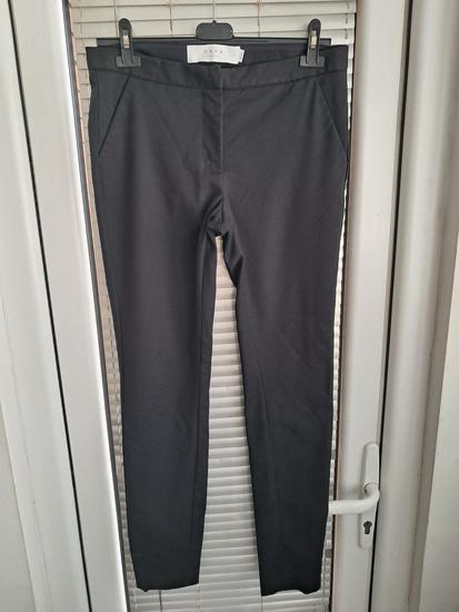 Moderne crne poslovno-elegantne pantalone vel M L
