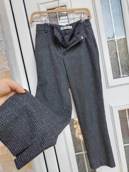 Rez. ZARA zimske pepito pantalone XS /S