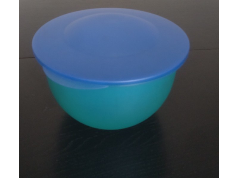 Tupperware posuda sa cediljkom