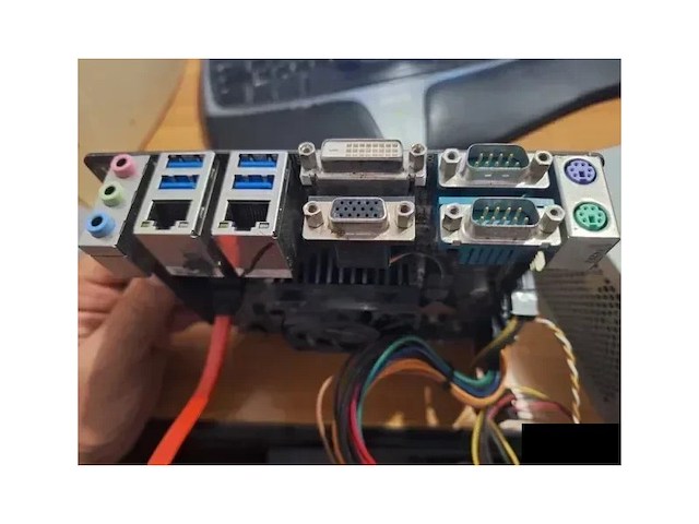 Gigabyte GA-J1900N-D3V Celeron J1900 DDR3 8GB RAM
