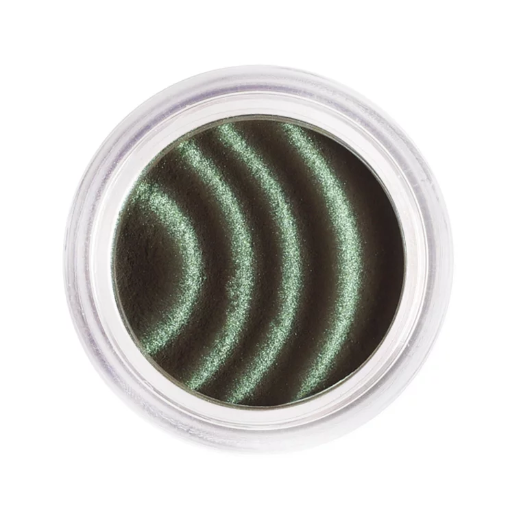 Mono senka u prahu sa magnetnim efektom MAKEUP REVOLUTION Magnetize Eyeshadow 0.5g — Green