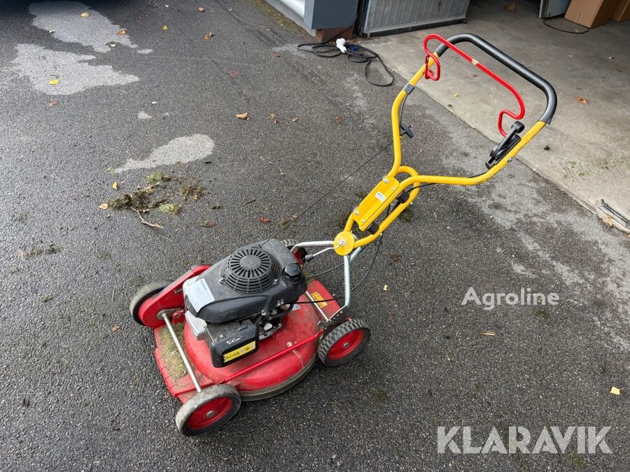Prodaje se Klippo Gräsklippare Klippo kosilicu za travu na aukciji