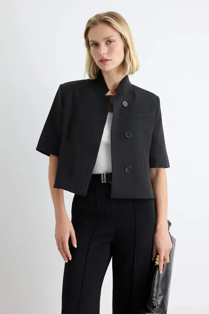 Trendyol ženska jakna model Black Stand Collar Short Sleeve Blazer, crna