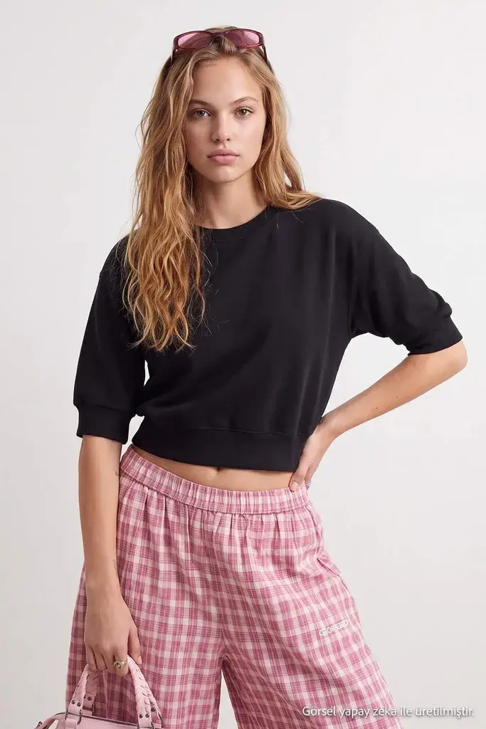Trendyol Milla ženski duks Twoaw27Sw00037, crna