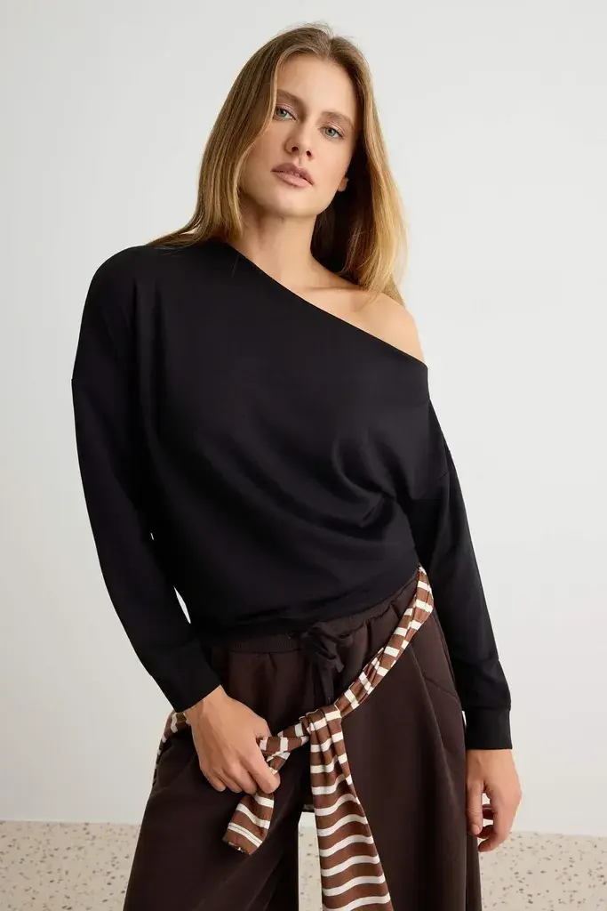 Trendyol ženski duks Twoaw27Sw00154, crna