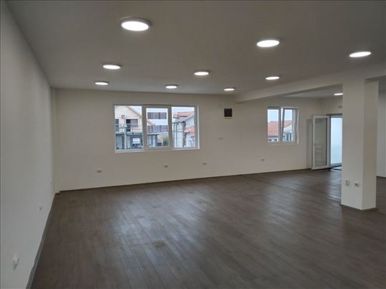 Sremčica, centar, 110m2