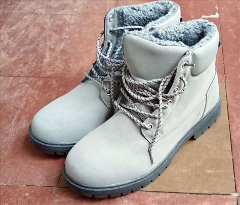 NOVE tople zimske Timberland stil čizme – Broj 41