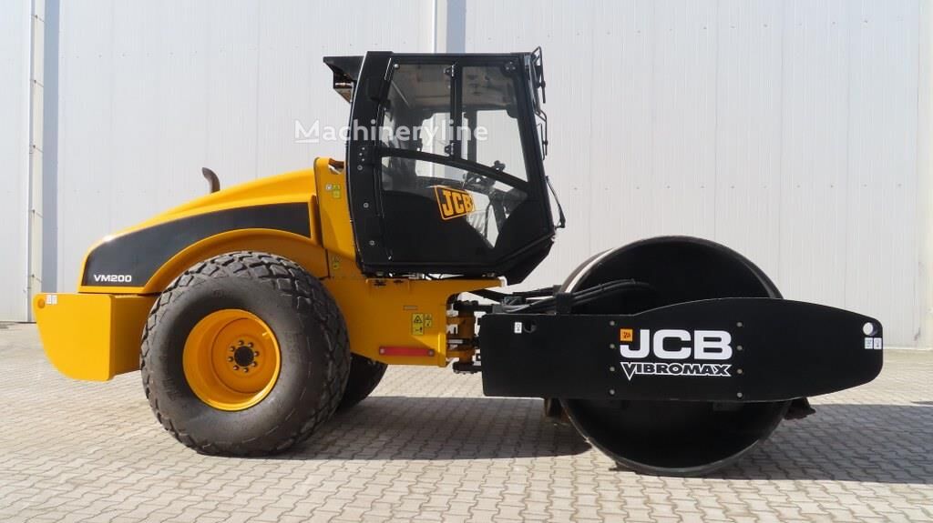 JCB VM200 D kompaktor s jednim valjkom