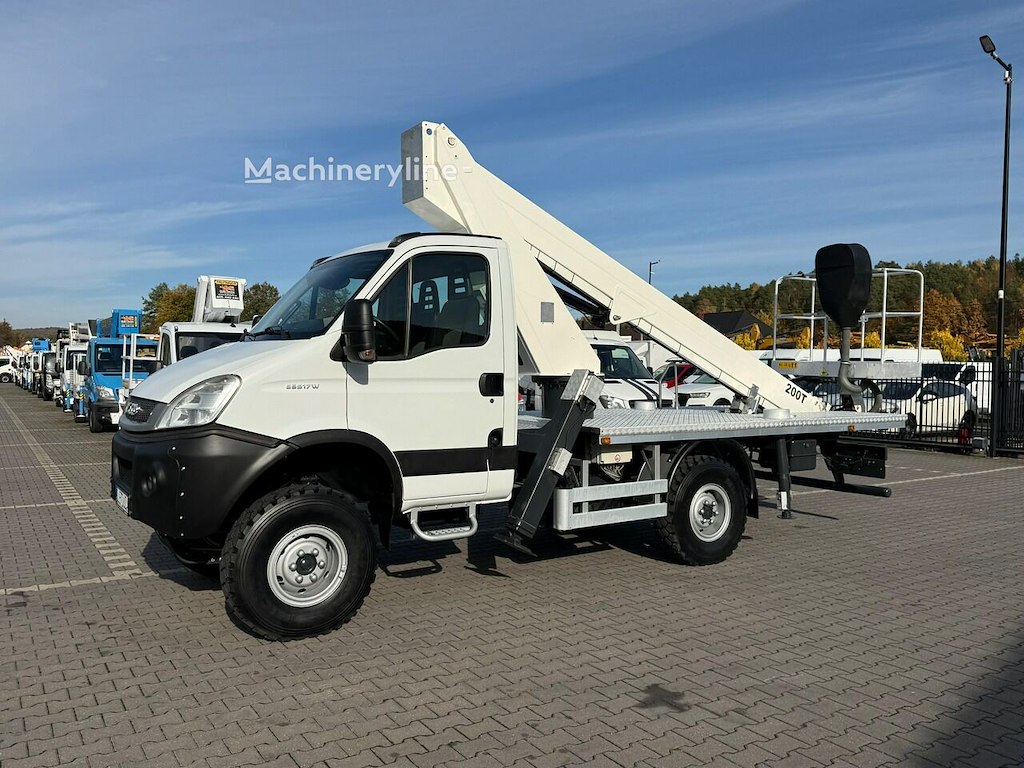 IVECO Daily 55S17W auto dizalica s korpom