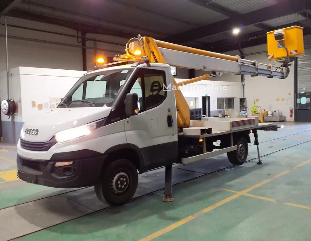 IVECO Daily 35S12 auto dizalica s korpom