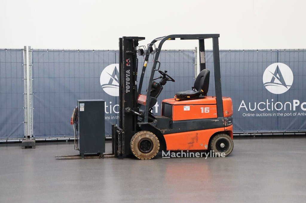 Prodaje se Toyota FBMF16 električni viljuškar na aukciji