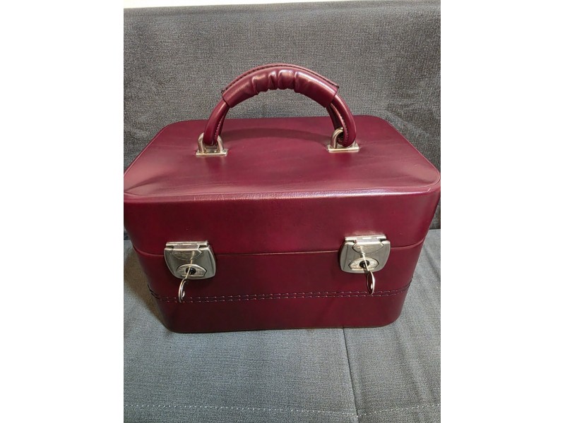 Izuzetan Retro Kozmetički Kofer (Vanity Case)