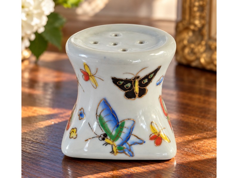 Vintidž porcelanski slanik sa leptirima i pozlatom