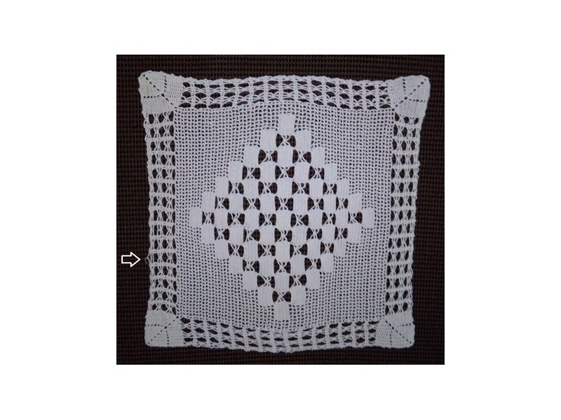 Milje 31cm x 31cm, jedan končić je izvučen, sve ostalo
