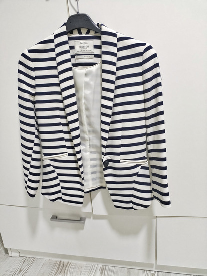 Bershka sako