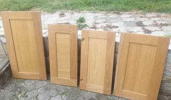 Prodajem 2000 m2 hrastovih vratanca za kuhinje, ormare itd ❲ 13 eur ❳