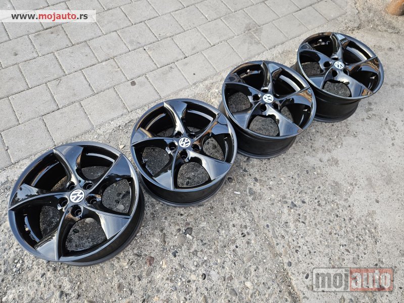 AluFelne 17Coli 5x112 Volkswagen Audi Skoda kao nove