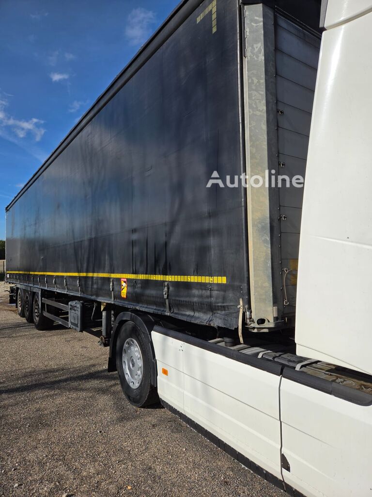 Schmitz Cargobull SCB poluprikolica s ceradom