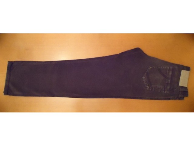 BENETTON (original) somotske pantalone