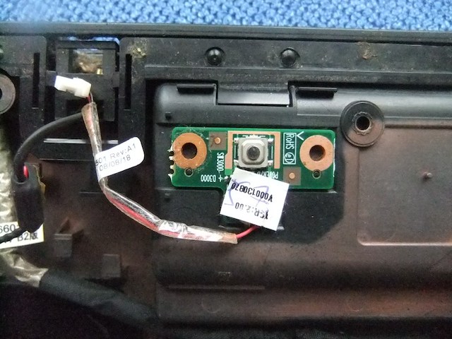 Toshiba Satellite L300 plocica paljenja sa fletom+GARAN