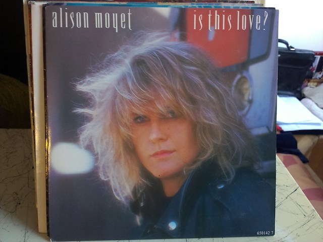 Alison Moyet - Is This Love?