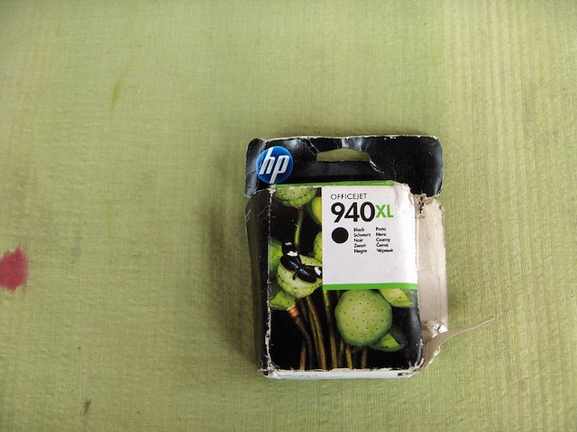 HP 940 XL bleck -crni.... NEKORISTEN....