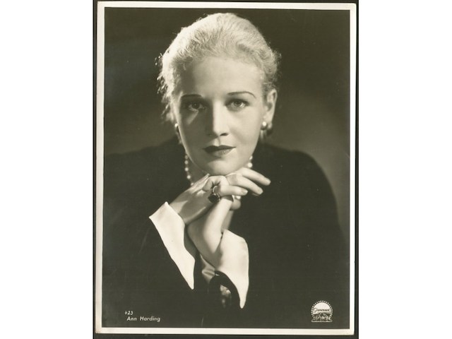 ann harding ODLICNA predratna fotografija