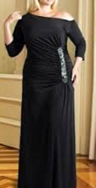 Crna duga haljina sa cirkonima na jednoj strani