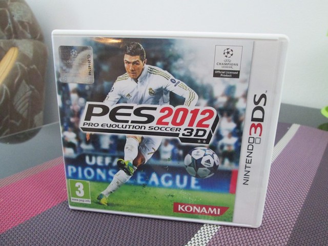 Nintendo 3DS - Pes 2012