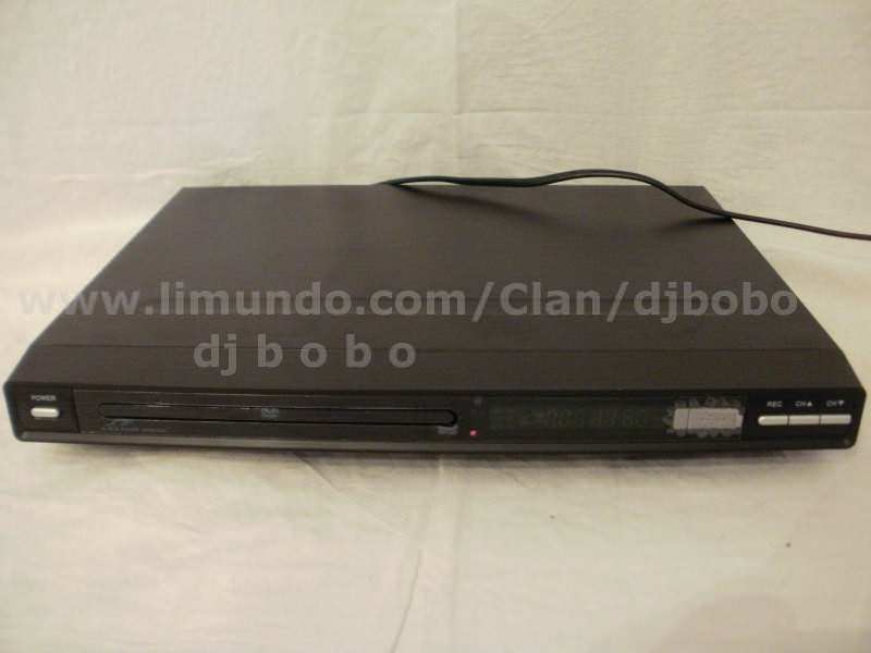 AXXION ADVD-233 DVD PLAYER/USB WITH DVB-S TUNER