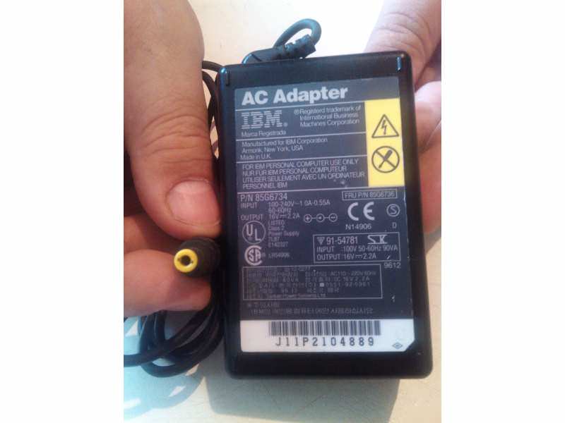 punjac ac adapter ibm laptop 85g6734 ispr sa slike