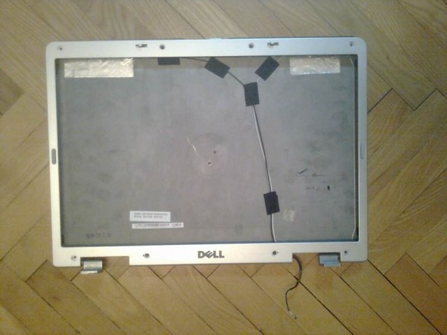 Kuciste displeja za Dell Inspiron 9400