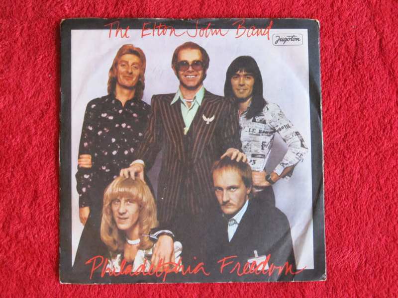 Elton John Band - Philadelphia Freedom / I Saw Her Standing There