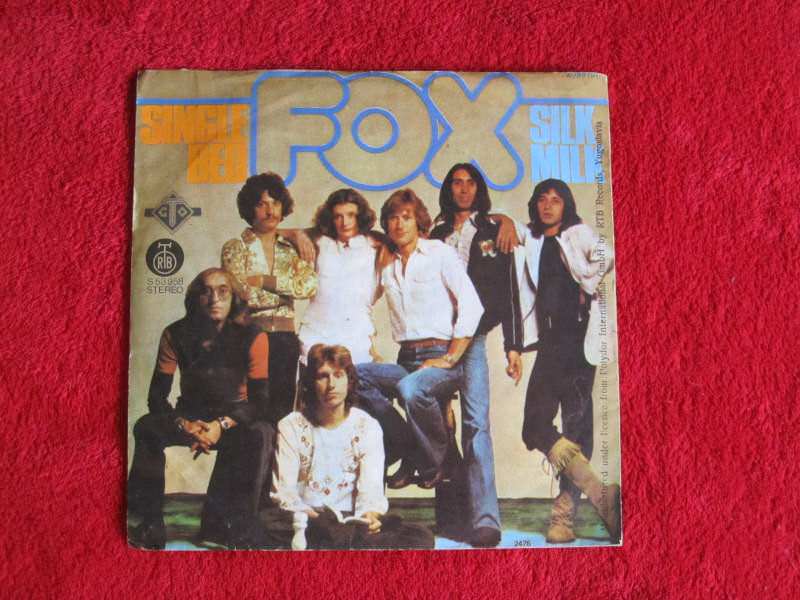 Fox (3) - S-S-S-Single Bed / Silk Milk