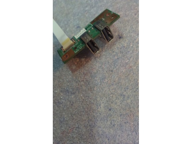 USB KONEKTOR ZA Fujitsu Amilo PA-3553 MS2242