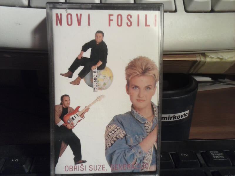 Novi Fosili - Obriši Suze, Generacijo