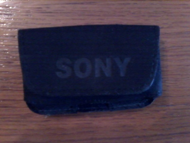 Kozna futrola za pojas `Sony`