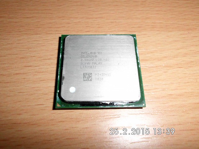 Intel Celeron 2.40GHz -(soket 478)