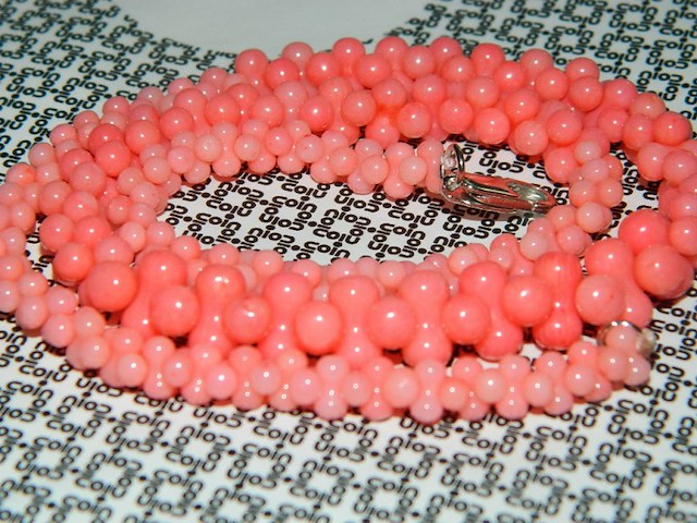 Ogrlica od pink korala
