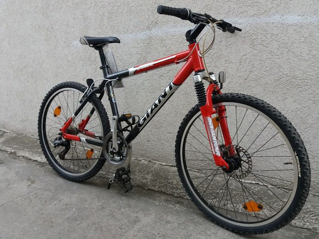 Giant ATX 830,amortizer,Shimano