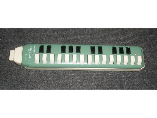 `Hohner` melodika, sopran