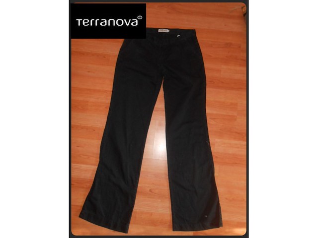 Pantalone letnje Terranova vel. S