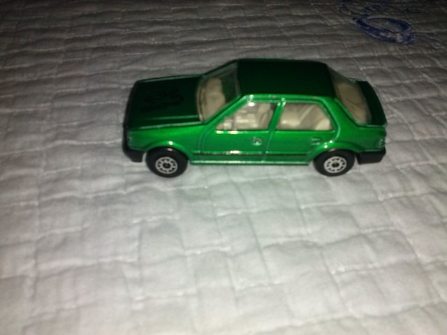 PEUGEOT 309- MC TOY