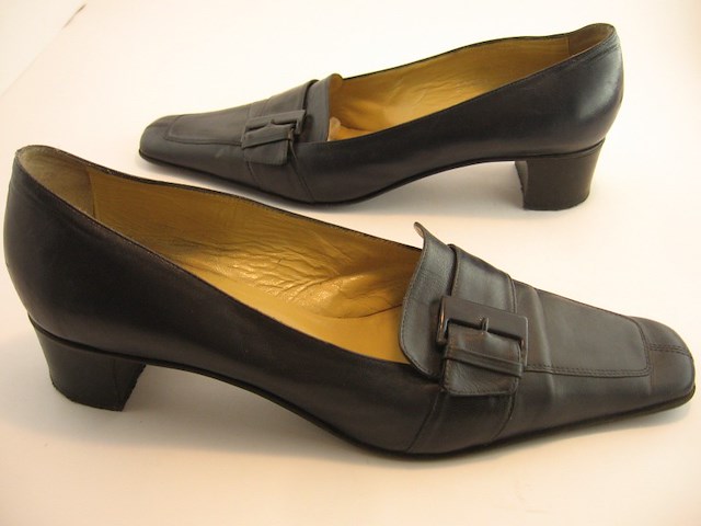 Cipele kožne italijanske `MUBB ` br. 40,5