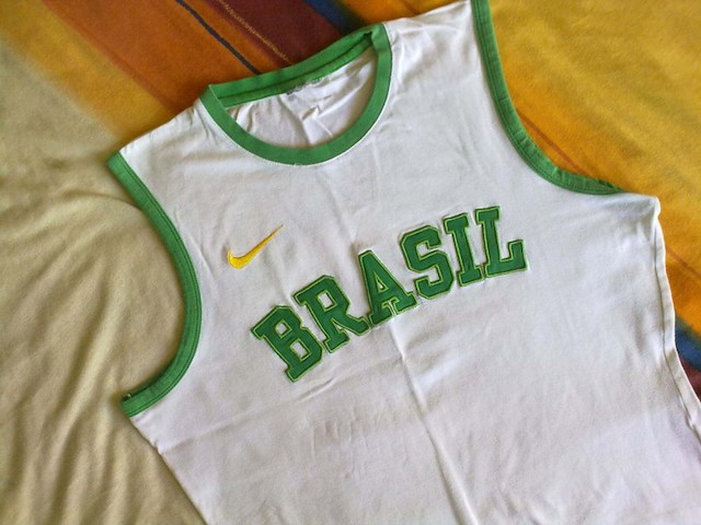 **Nike** fantastican dres, vel.L.