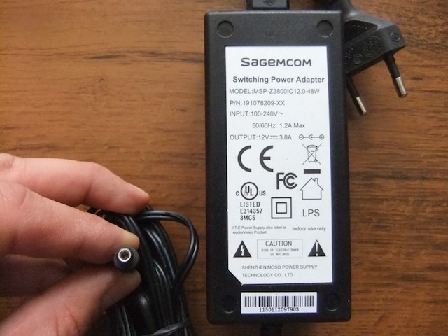 SAGEMCOM adapter 12V 3.8A + GARANCIJA!