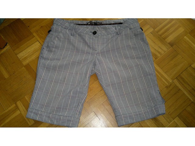 New Yorker size L vel.40