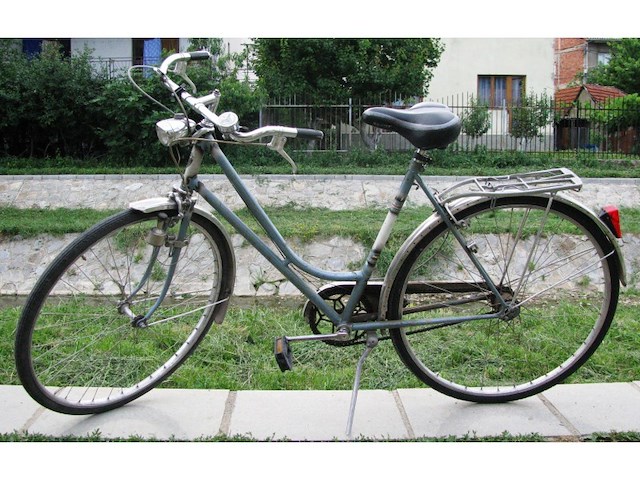 zenski bicikl iz svajcarske 3 brzine