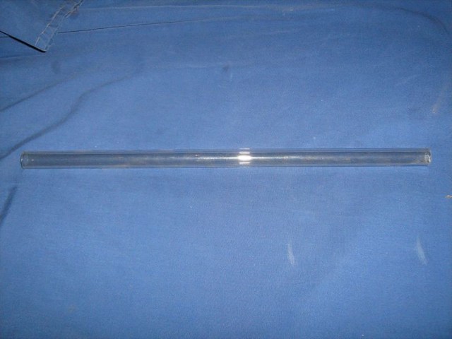 Staklena  cev Ø 6/Ø4,2 (deblj.zida 0,9)x 300mm