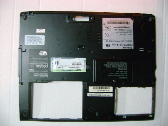 Donji deo kucista za Toshiba Portege R100